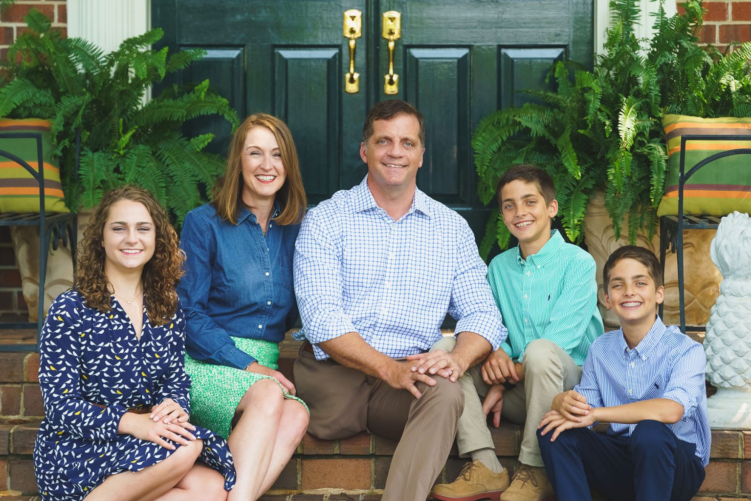 Daniel Gade launches new campaign ad – The Bull Elephant